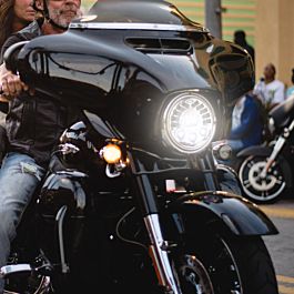 7" LED Adaptive Light | Harley Motorcycles | Custom Dynamics